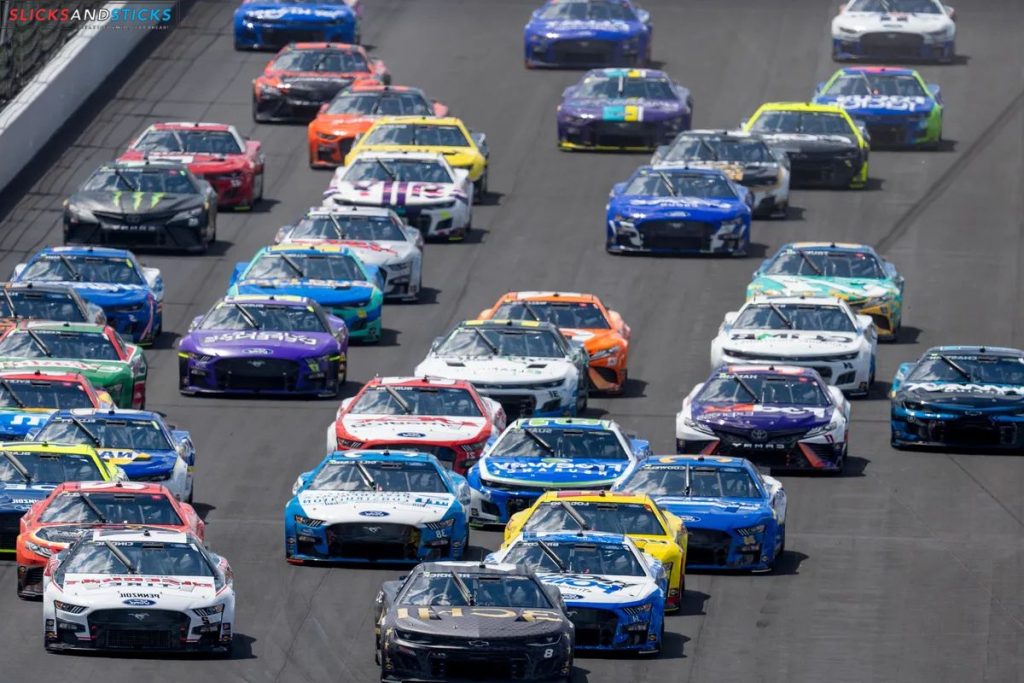 2023 NASCAR Cup Series: Decisive Laps Shaping Championship Destiny