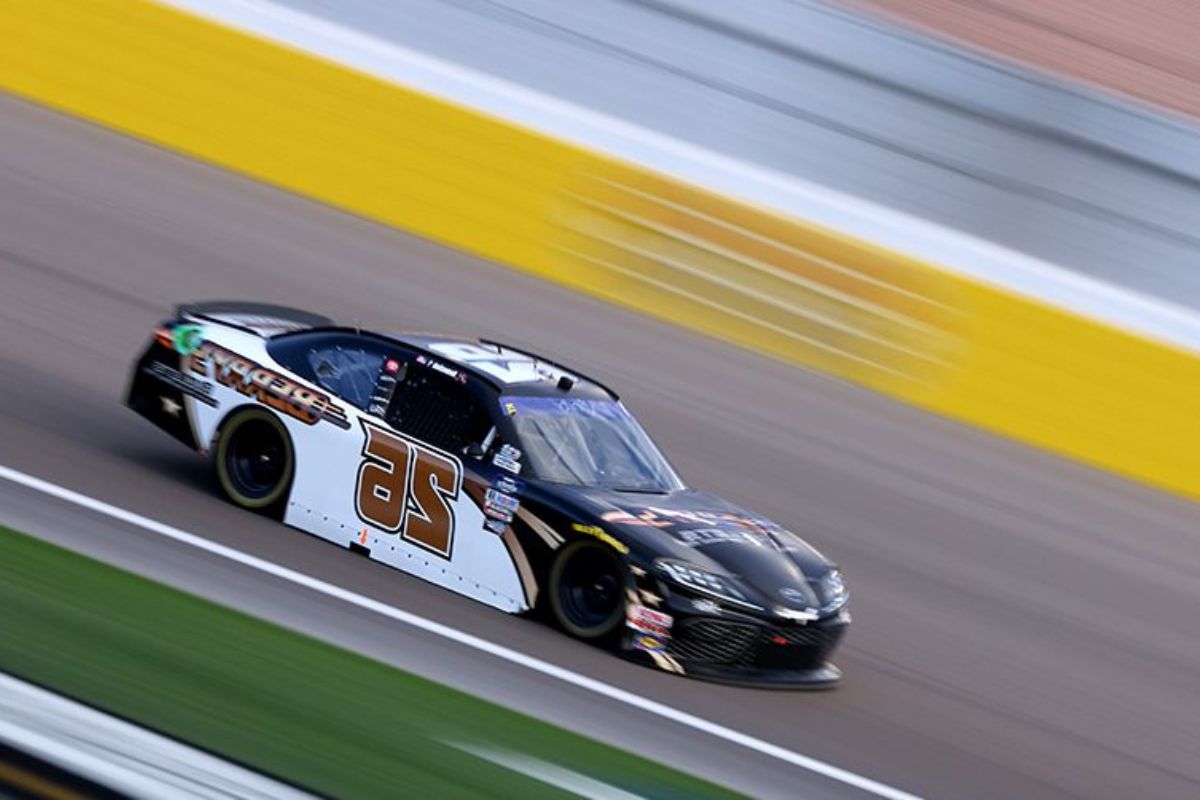 Surprise Move: Sam Hunt Racing's New Partner Revealed!