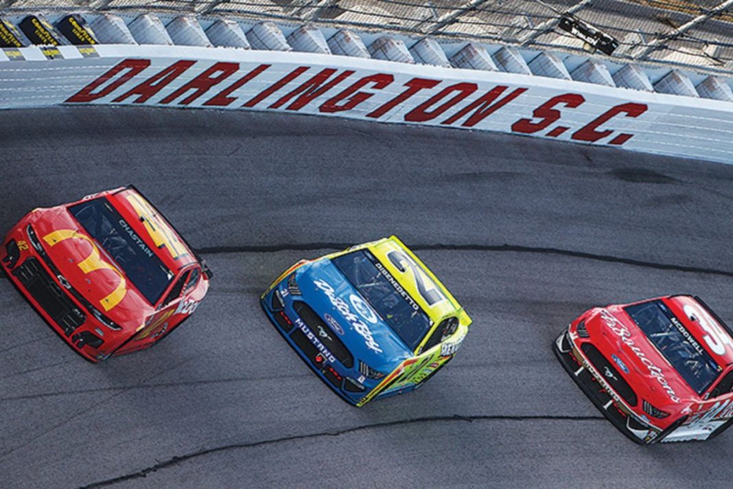 Successful Drivers and Teams at Darlington Raceway : Historic Records