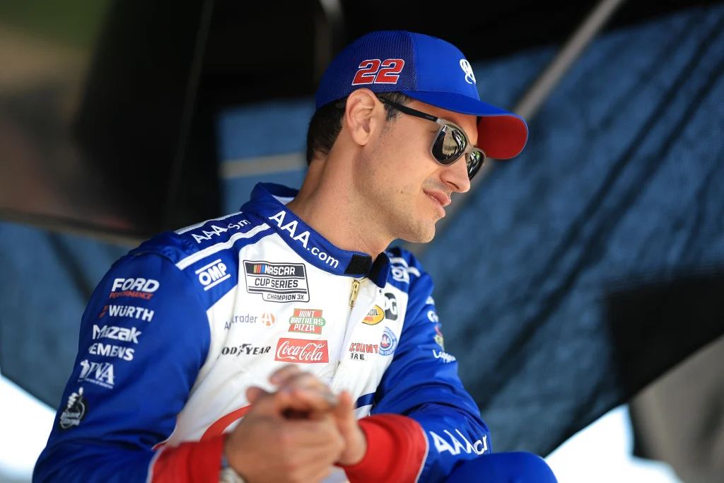 Joey Logano rebounds with Texas NASCAR win after Talladega DQ, clinches ...