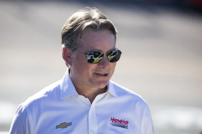 Jeff Gordon Reveals Hidden Challenges of Upholding Rick Hendrick’s ...