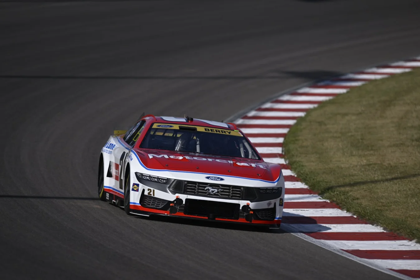 Josh Berry Eyes Bristol Playoff Advantage With Tire Strategy Edge